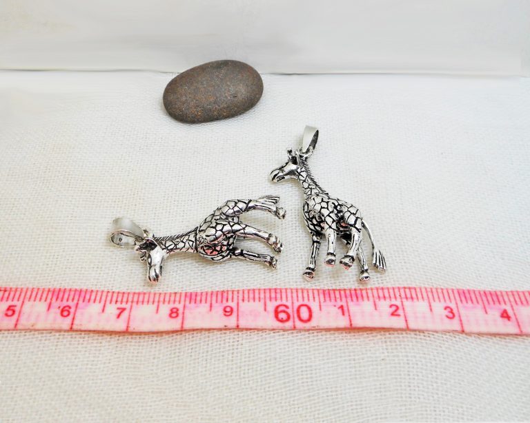 3D Movable Giraffe Charm, Silver Animal Pendant | Sup Silver – Sup Silver